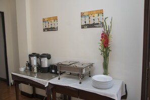 Pequeno-almoço tipo buffet diário incluído 