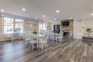 Café da manhã continental grátis todos os dias