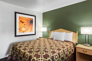 Quarto Standard, 1 cama queen-size, não fumadores | Secretária, cortinas/cortinados opacos, quartos insonorizados 