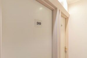 Corrimões nos corredores