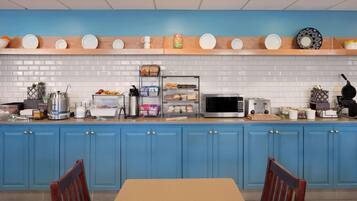 Café da manhã com buffet grátis