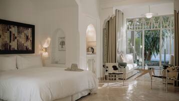 Suite Premium | Minibar, cofre no quarto, cortinas/cortinados opacos, Wi-fi grátis