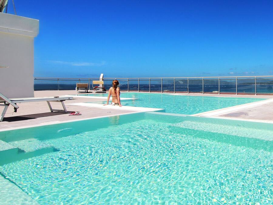 Piscina exterior sazonal