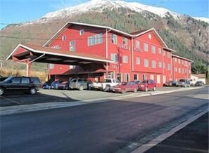 Juneau Hotel in Juneau: Find Hotel Reviews, Rooms, and Prices on Hotels.com