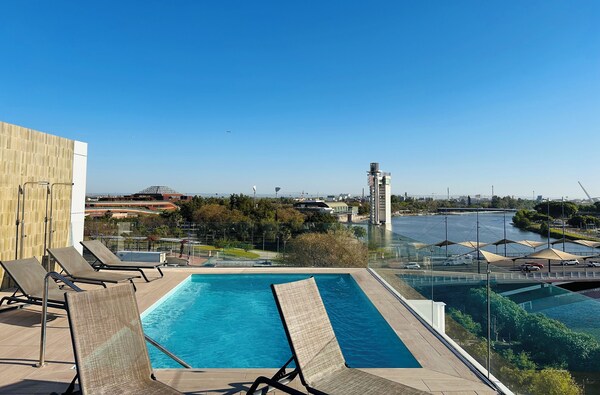 Hotel Ribera De Triana - Reopening! - Seville