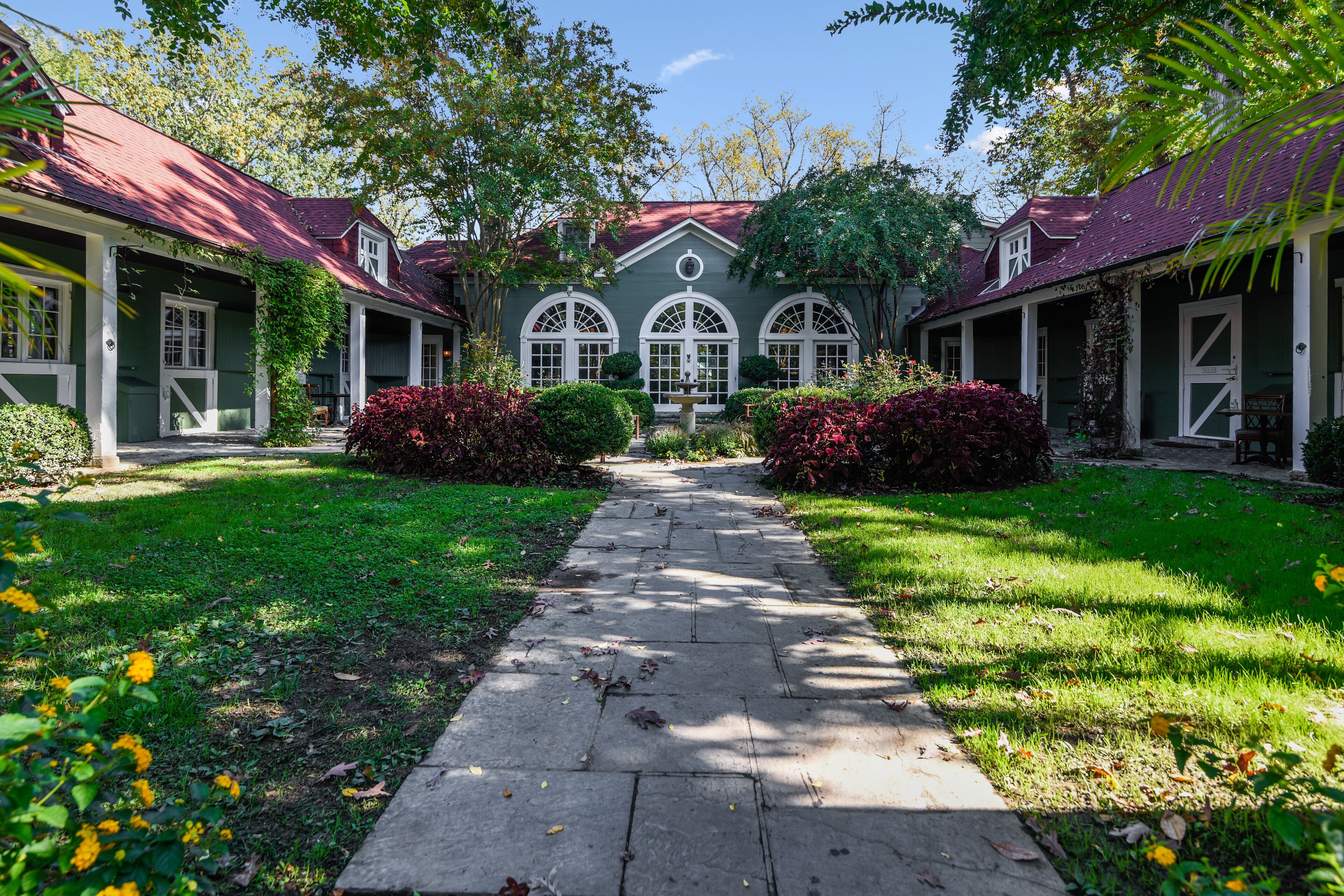 Goodstone Inn & Restaurant Reviews, Deals & Photos 2024 - Expedia