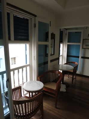 Pequeno-almoço tipo buffet diário incluído 