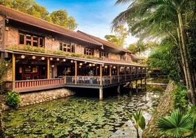 2 restaurantes, pequenos-almoços servidos 