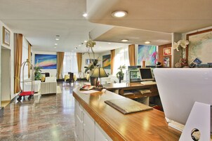 Quiosque de check-in/check-out