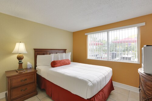 The Bayside Inn & Marina Reviews, Deals & Photos 2024 - Expedia