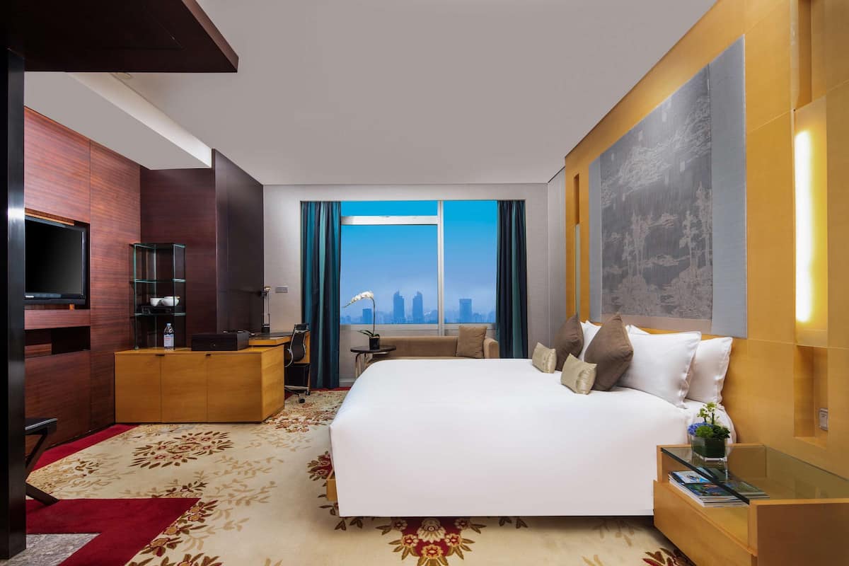 Quarto luxo | Frigobar, cofres nos quartos, escrivaninha, cortinas blackout