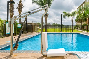 Piscina exterior 