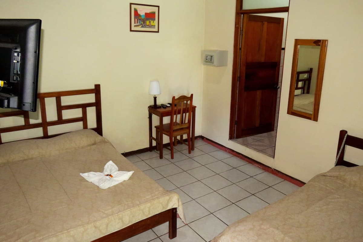 Quarto Standard | 1 quarto, cofre no quarto, camas desdobráveis, Wi-fi grátis