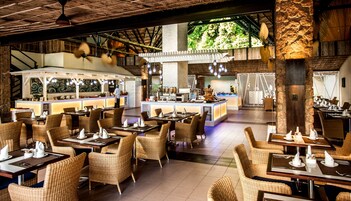 Pequeno-almoço tipo buffet diário incluído 