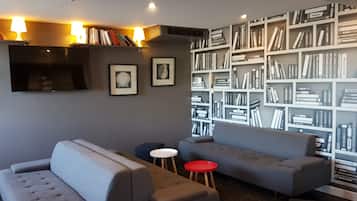 Lounge no saguão