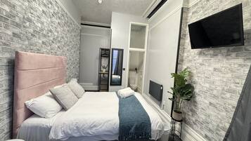 Quarto casal standard, suíte, vista para o mar | Wi-Fi de cortesia, roupa de cama
