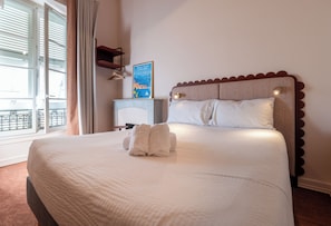 Quarto Individual Standard, 1 cama de casal | Roupa de alta qualidade, camas de colchão viscoelástico 