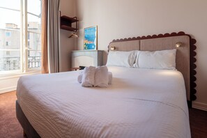 Quarto Individual Standard, 1 cama de casal | Roupa de alta qualidade, camas de colchão viscoelástico 