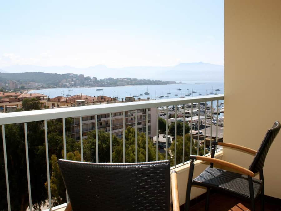 Quarto triplo | Vista da sacada