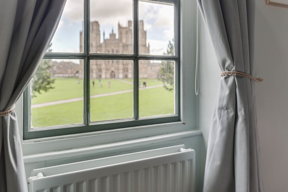 The Ancient Gatehouse Hotel - Somerset