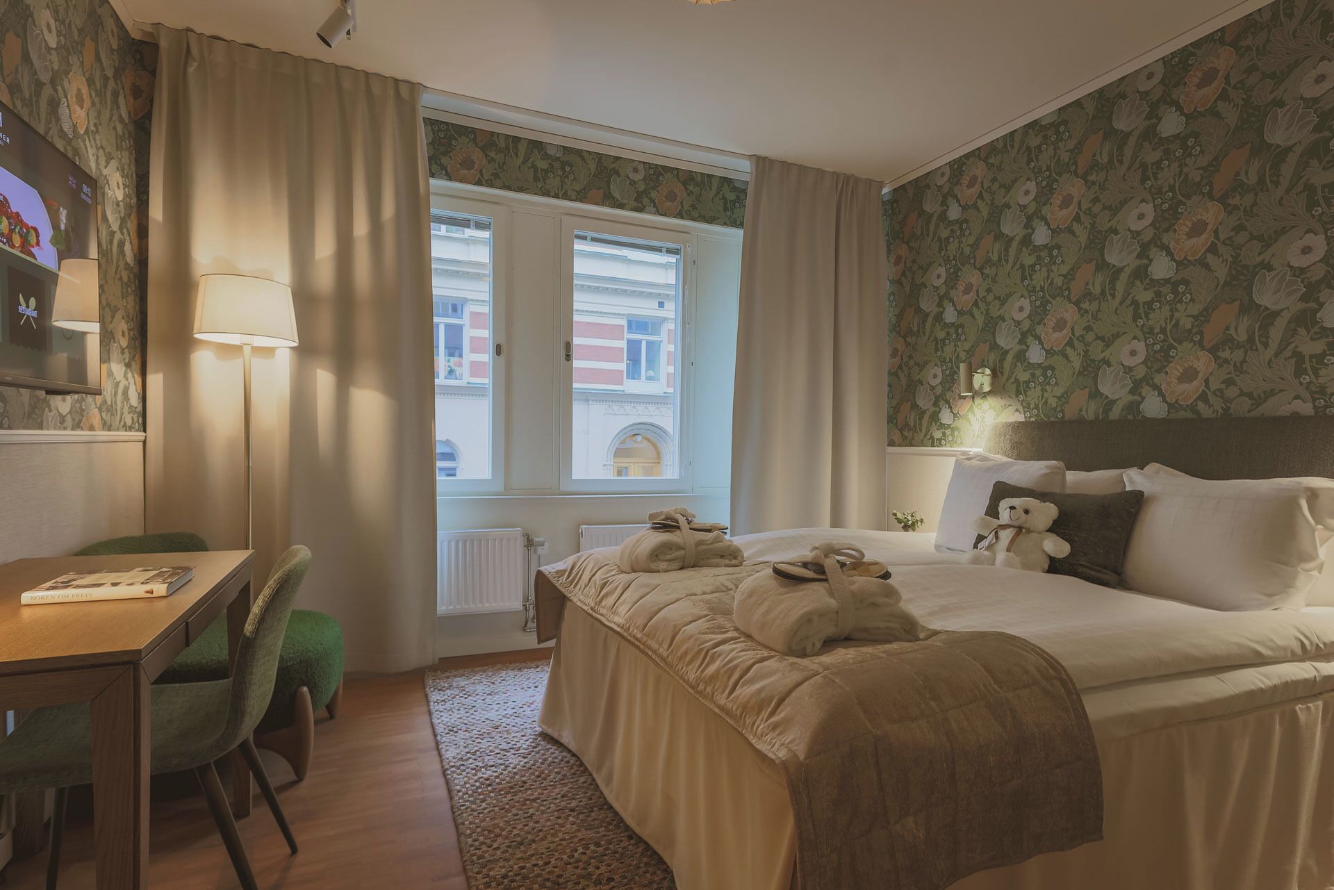 Premium Double Room | Roupas de cama antialérgicas, frigobar, cofres nos quartos
