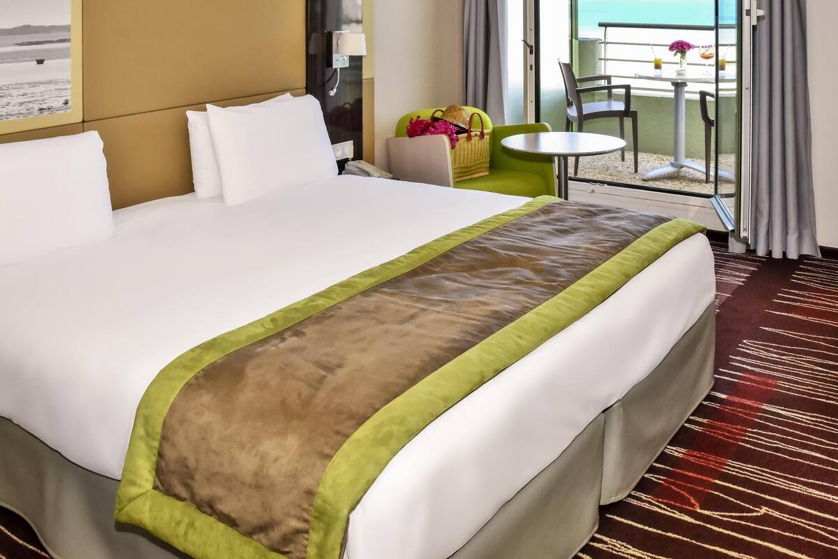 Privilege, Quarto superior, 1 cama de casal, terraço | Roupas de cama premium, frigobar, cofres nos quartos, escrivaninha