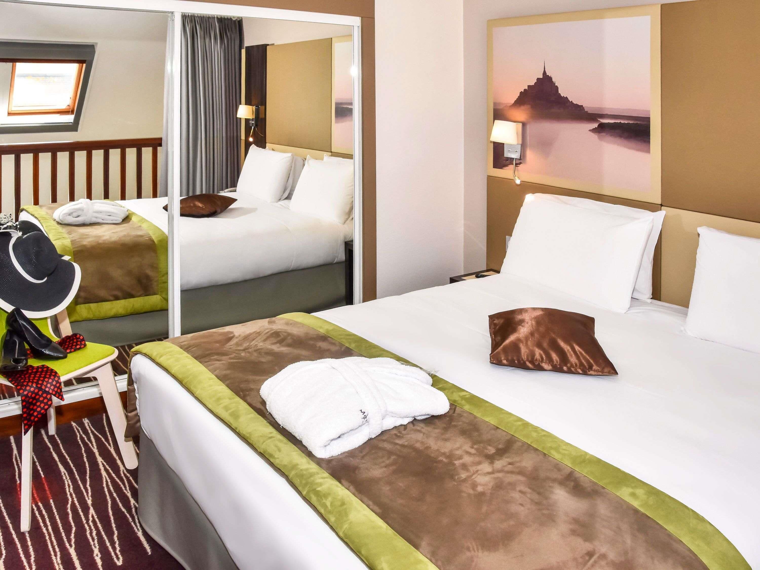 Privilege, Duplex, 1 cama de casal, vista parcial para o mar | Roupas de cama premium, frigobar, cofres nos quartos, escrivaninha