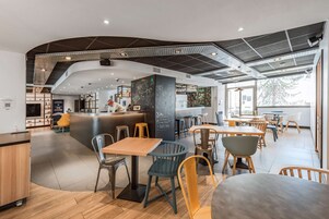 Bar (no alojamento)