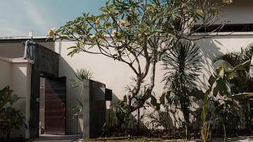 Villa 4 Bed Room Private Pool and Garden | Vista para o jardim