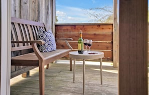 Quarto Standard, 1 cama king-size | Terraço/pátio interior