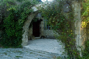 Entrada do alojamento