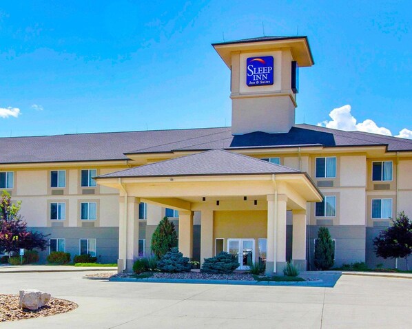 Sleep Inn & Suites Reviews, Deals & Photos 2023 - Expedia