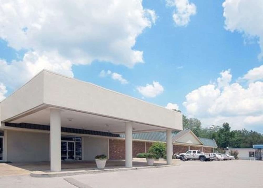 Econo Lodge Corinth - Corinth, MS