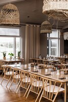 Café da manhã com buffet todos os dias mediante uma taxa