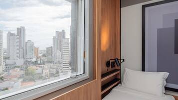 Quarto Superior (1 Double Bed and 1 Single Bed) | Minibar, secretária, quartos insonorizados, Wi-fi grátis