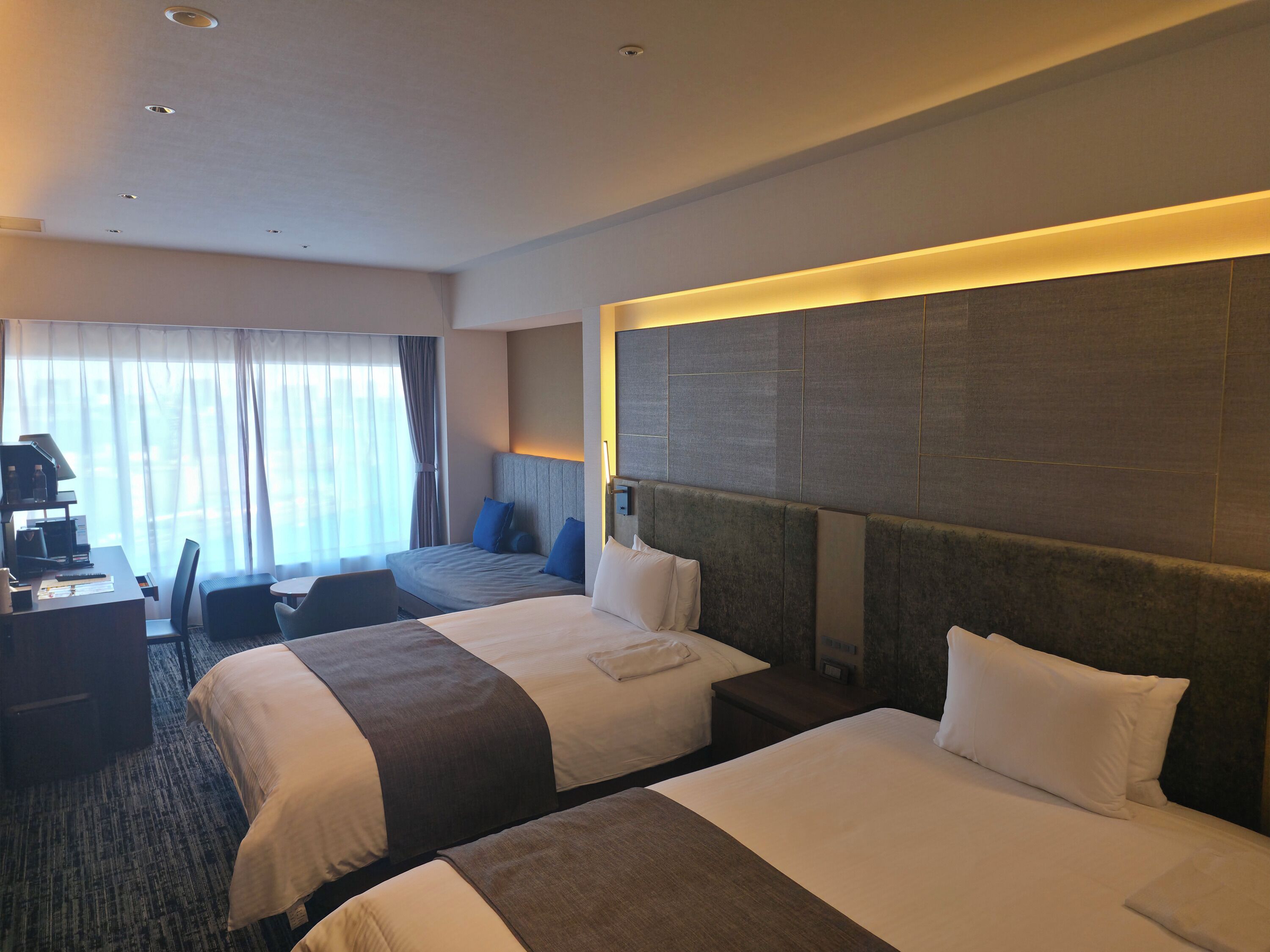 Roupa de alta qualidade, secretária 