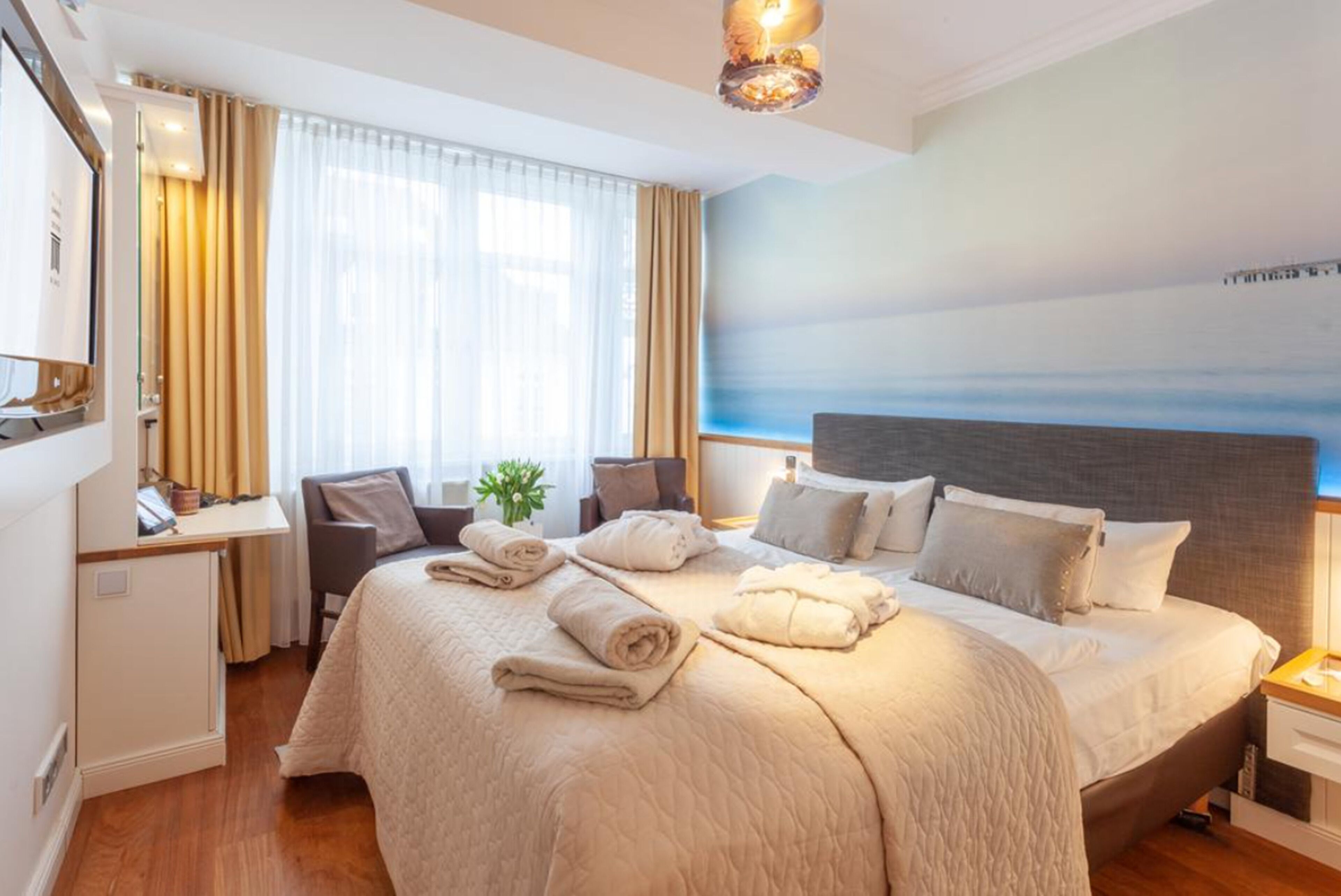 Quarto Duplo Júnior | Roupa hipoalergénica, minibar, cofre no quarto, quartos insonorizados 