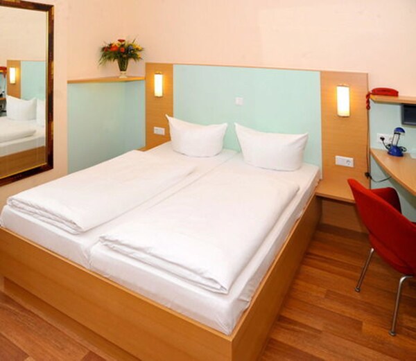 Hotel Sachsenhof Berlin - Berlin