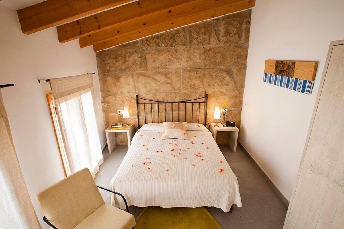 Cofres nos quartos, individualmente decorados