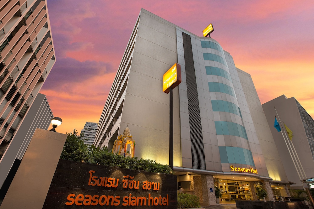 Seasons Siam Hotel - reviews,open hours,photo spots,things to do ...