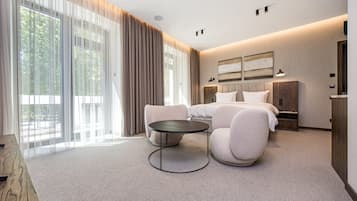 Deluxe Room (Vandenis Building) | 1 quarto, roupa de alta qualidade, minibar, cofre no quarto
