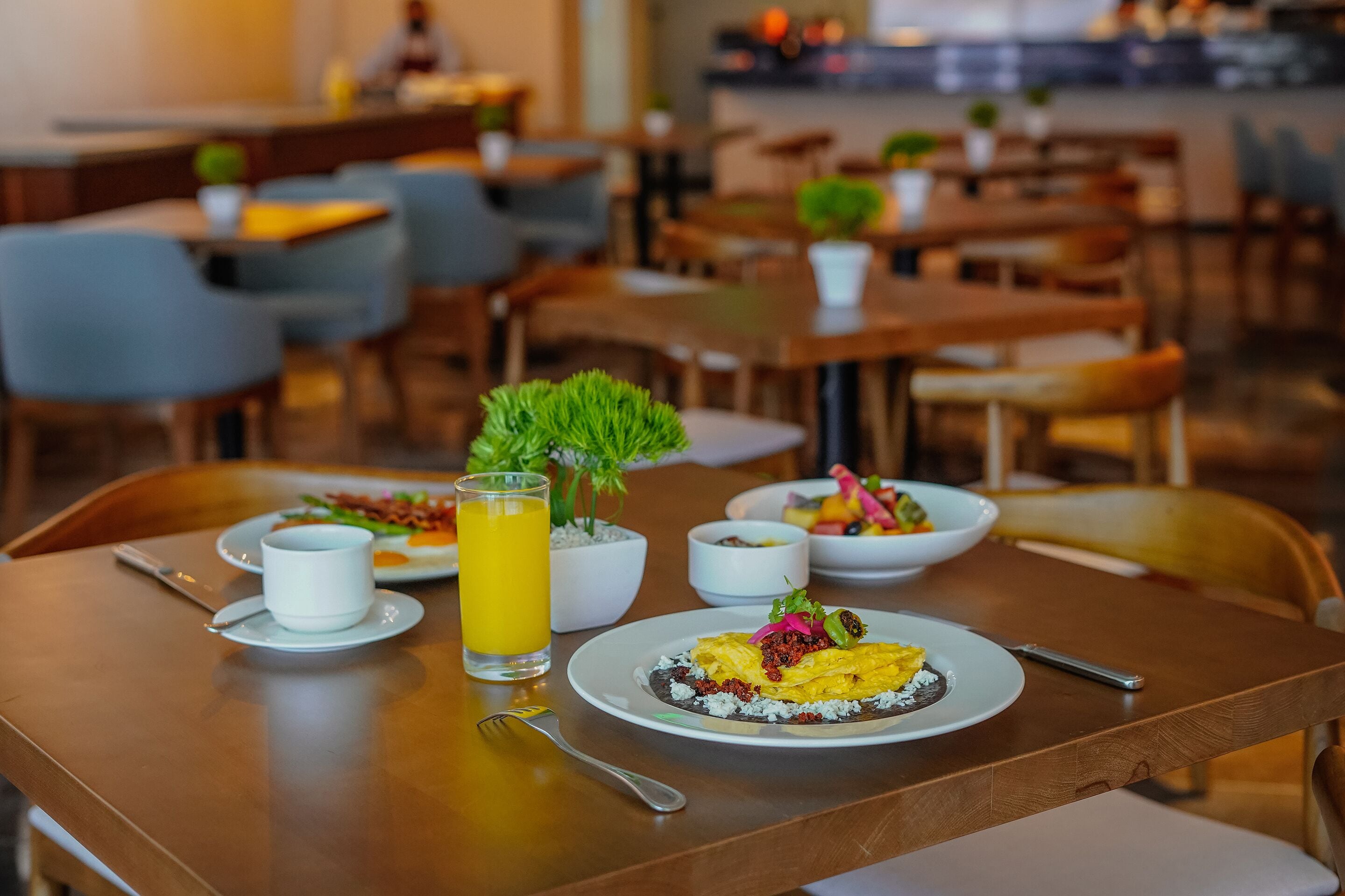 Pequeno-almoço tipo buffet diário mediante uma taxa 