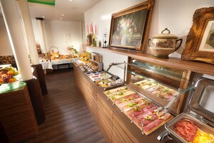 Buffet de pequeno-almoço