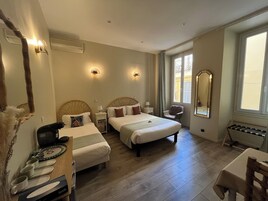 Quarto Triplo Clássico | Cofre no quarto, secretária adequada para computadores portáteis 