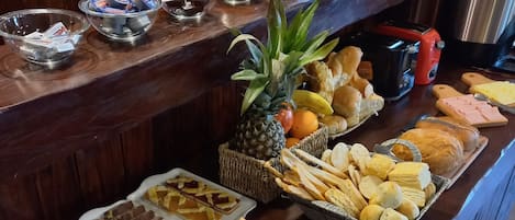 Pequeno-almoço continental diário incluído