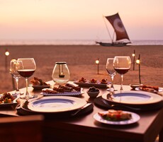 4 restaurantes: servem almoços e jantares