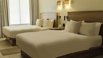 Quarto Duplo de Luxo, 2 camas queen-size | Roupa de alta qualidade, quartos insonorizados, ferro/tábua de engomar