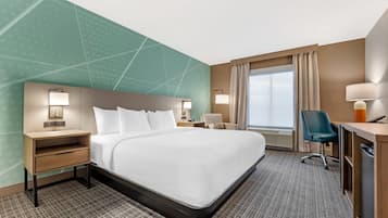 Quarto, 1 cama king-size, acessível, não fumadores | Secretária, ferro/tábua de engomar, berços/camas para crianças grátis