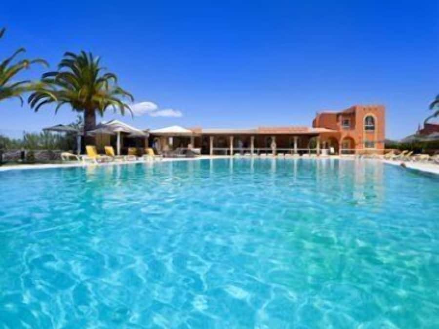 Piscina interna, piscina externa