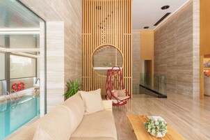 Sauna seca, sauna a vapor, massagens tailandesas, massagens